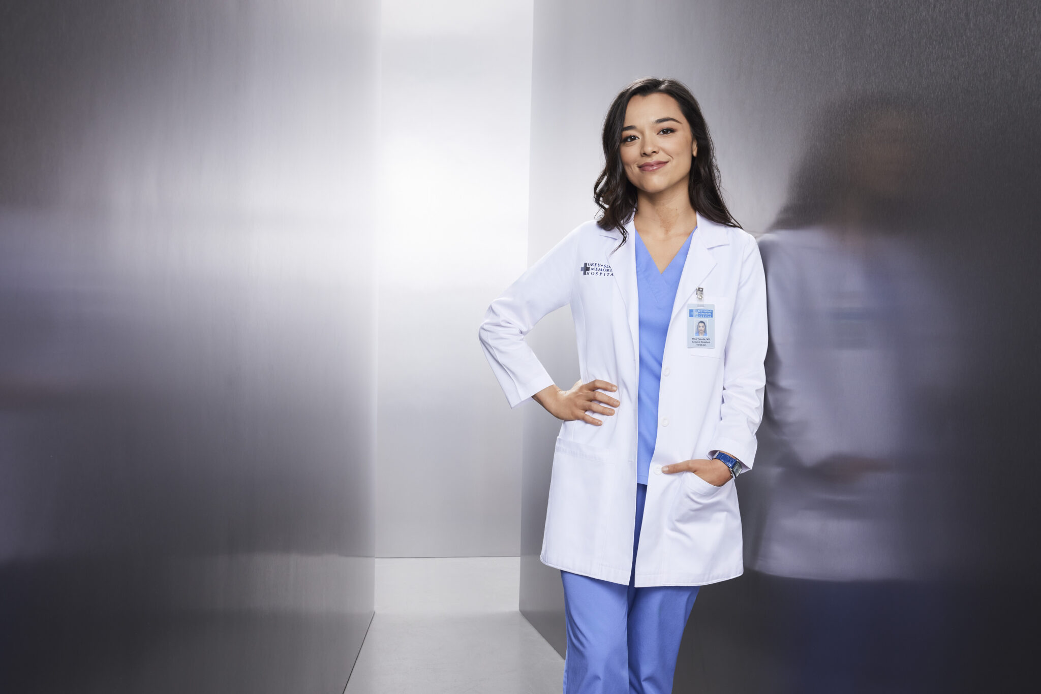 Grey’s Anatomy Season 20 Cast Photos Revealed — And They’re Stunning!