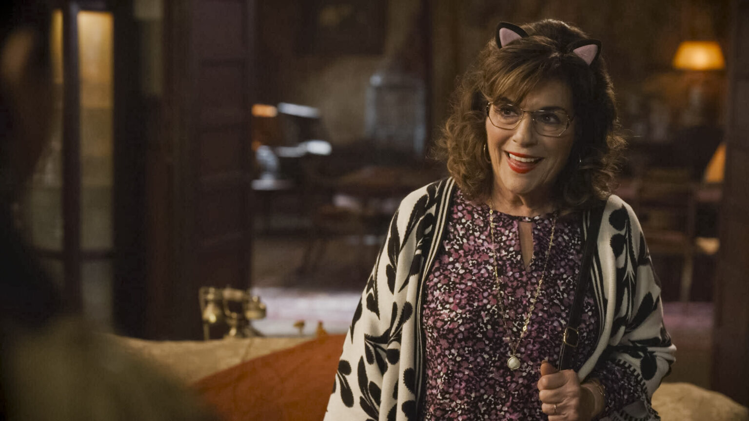 Preview — Ghosts Season 3 Episode 5: Carol and Pete Reunite in the ...