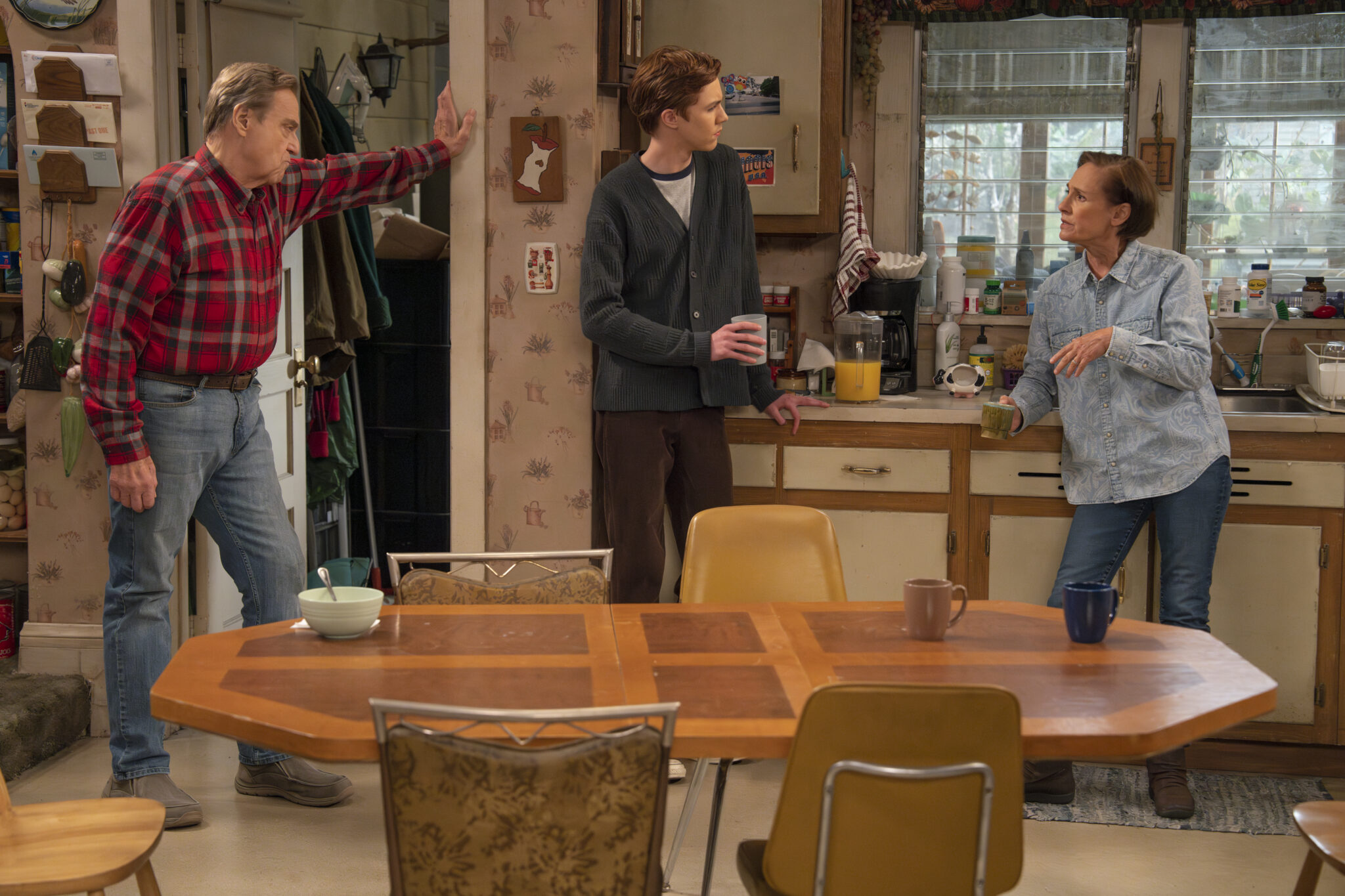 The Conners Season 6 Episode 13 Review: Less Money, More Problems