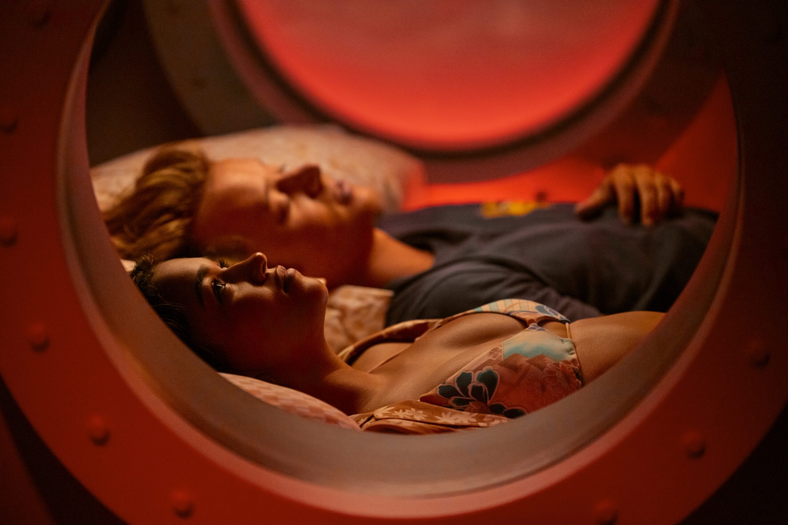 Outer Banks Season 4 Episode 2 — Madison Bailey as Kiara, Rudy Pankow ...