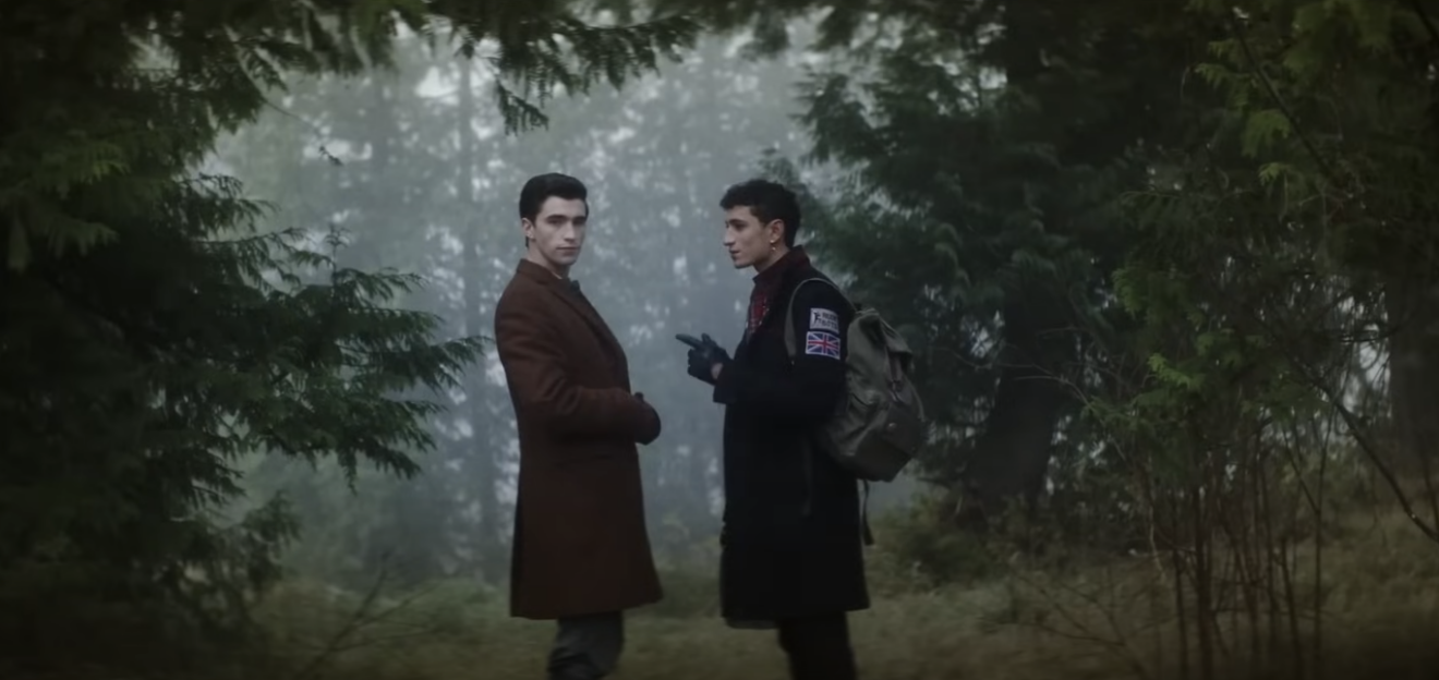 Dead Boy Detectives: 15 Best Edwin and Charles Moments