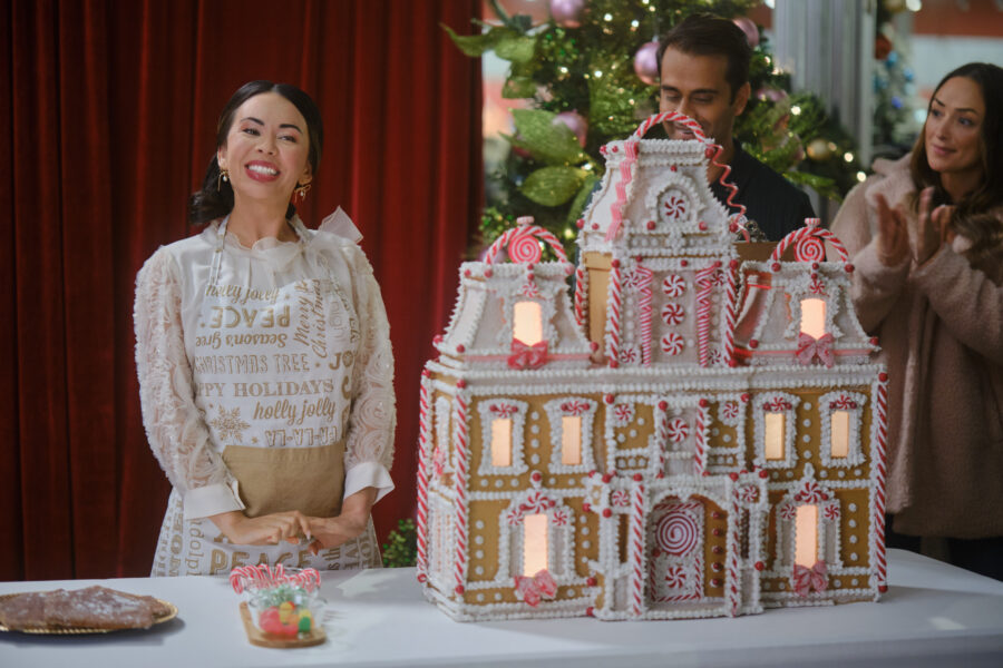 Sugarplummed Review: A Sweet (and Self-Aware) Christmas Treat