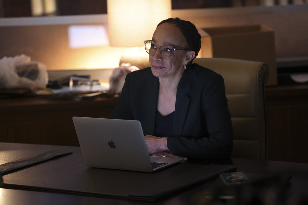 Preview — Chicago Med Season 10 Episode 12: Does Goodwin Have PTSD?