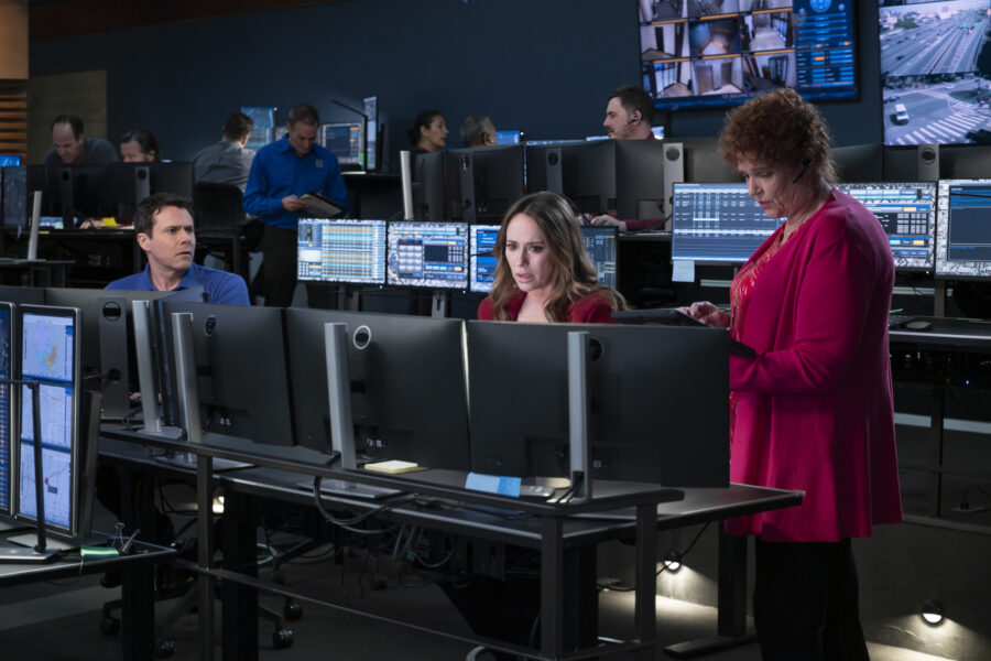What to Expect from 9-1-1 Season 8 Episode 12: Disconnected