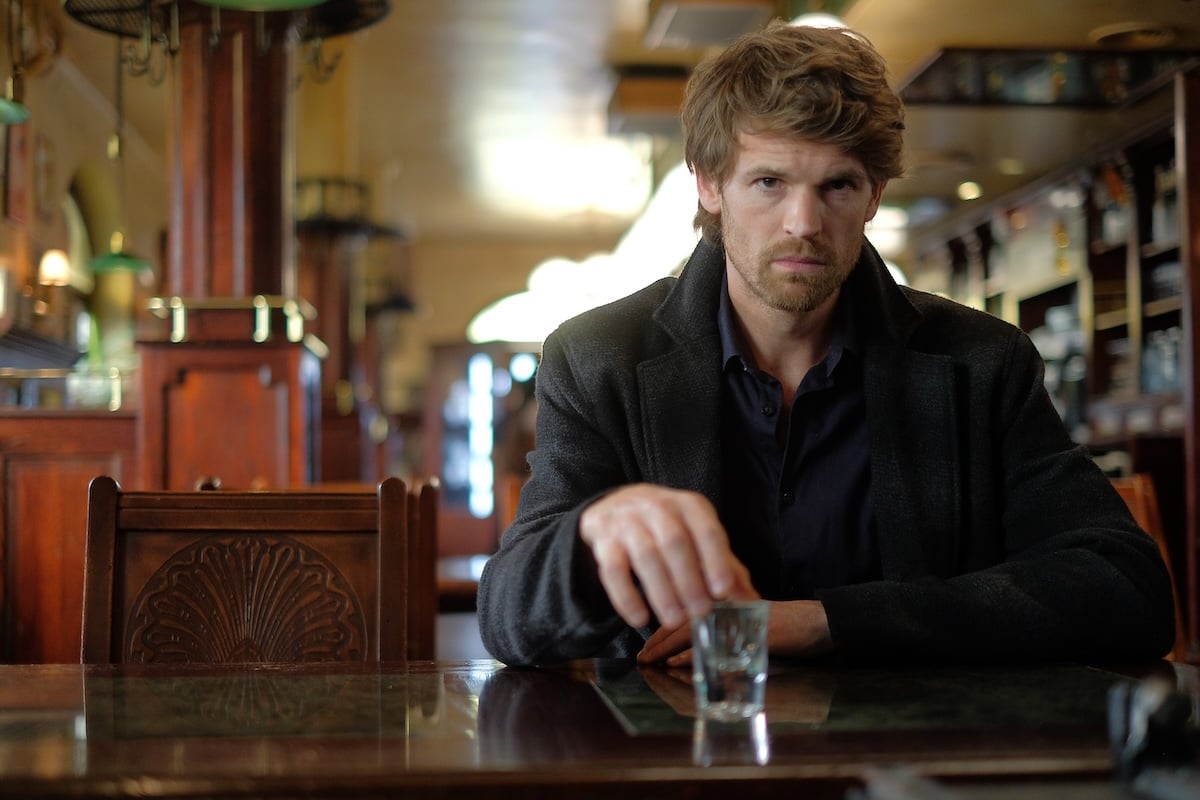 Maigret Season 1 Episode 1 Review: The Lazy Burglar, Part 1