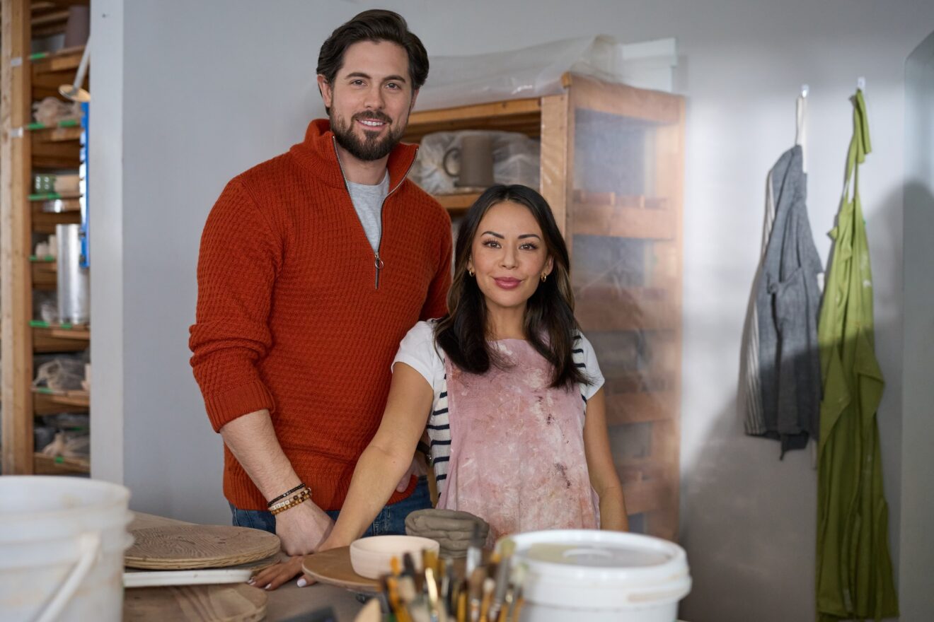 Two for Tee Review: Janel Parrish and Chris McNally Shape a Sweet Love ...